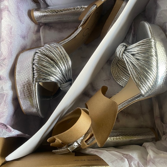 Jessica Simpson | Shoes | J Simpson Silver Heels | Poshmark
